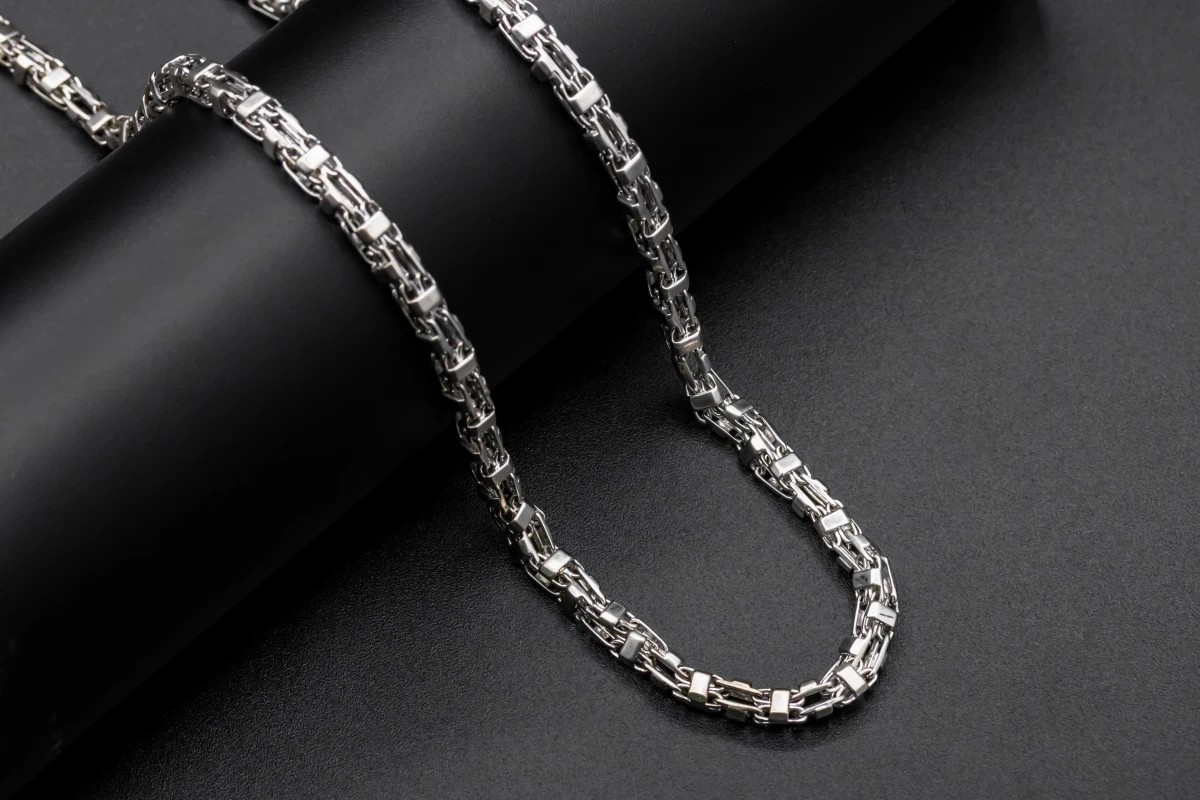 9ct White Gold Cage Chain 89.8g - Out of stock