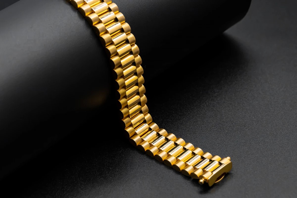 9ct Yellow Gold Presidential Bracelet 45.2g - Out of stock