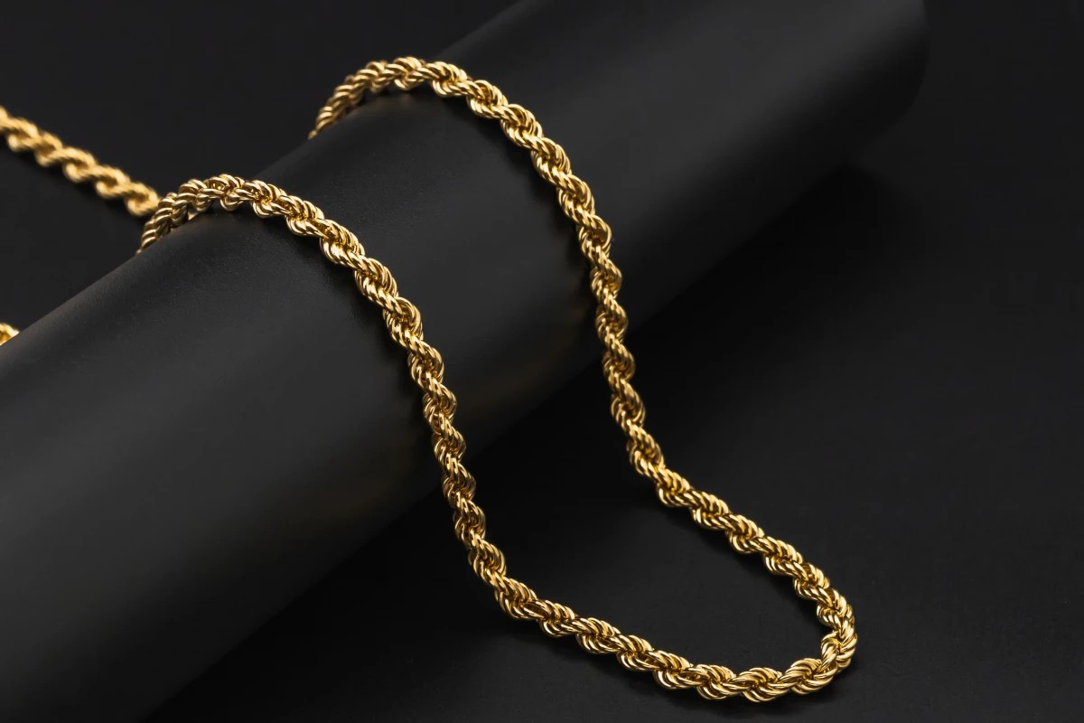 18ct Yellow Gold Rope Chain 28" 21g - Out of stock